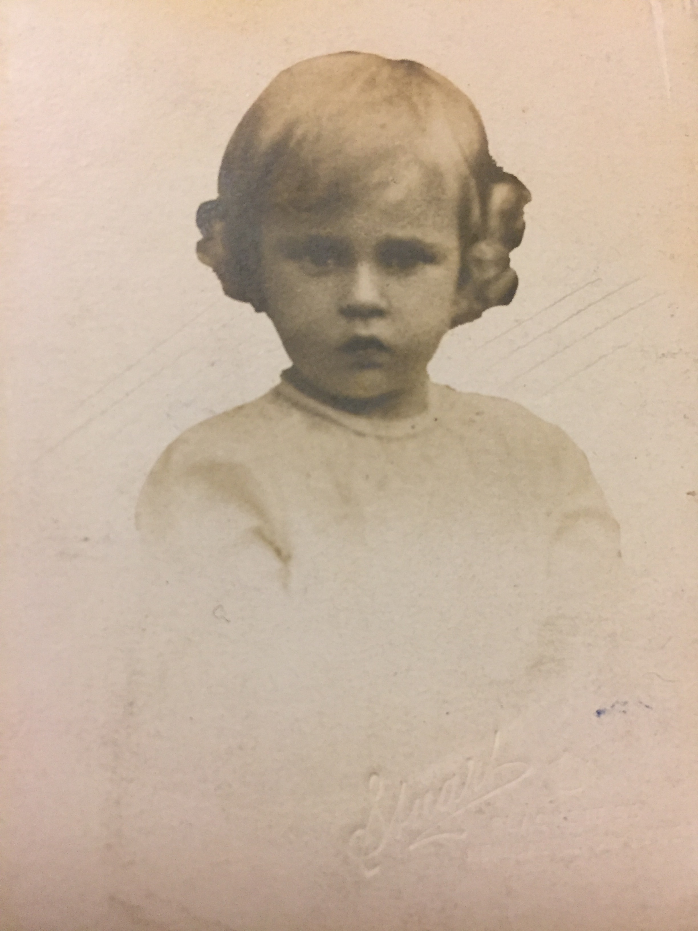 The Earthquake – A Family History in Letters